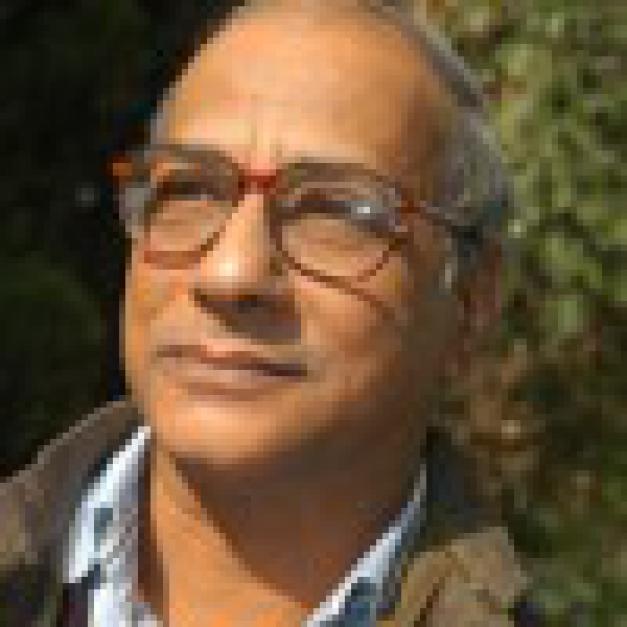 Mangalesh Dabral - India - Poetry International