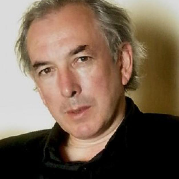 Michael O’Loughlin - Ierland - Poetry International