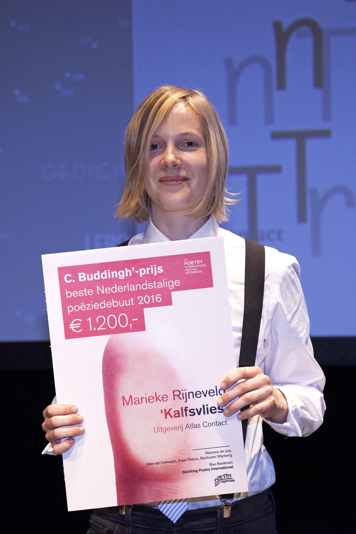 Marieke Rijneveld wint C. Buddingh'-Prijs 2016 - Poetry International